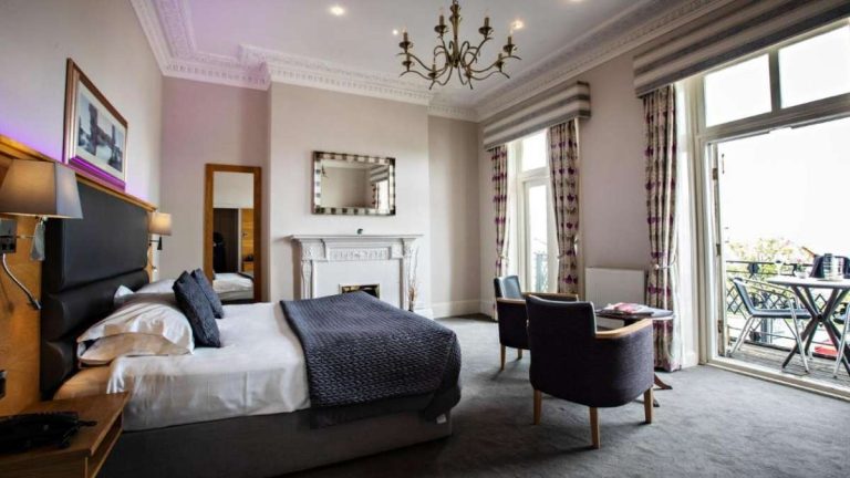 5 Seafront Hotels in Scarborough with Sea Views | The Whitby Guide