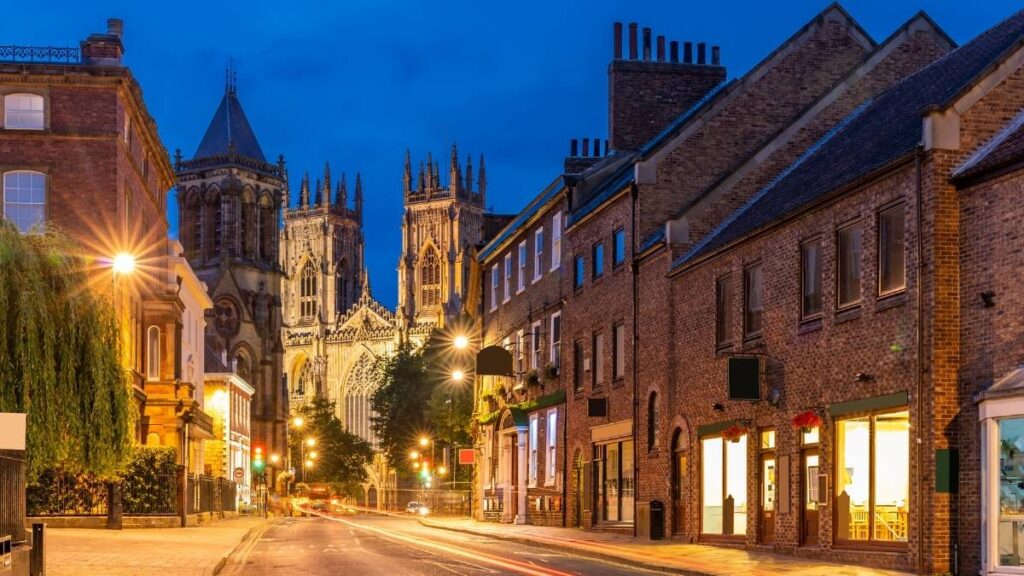 York, Discover Where To Stay, Eat & Explore in York