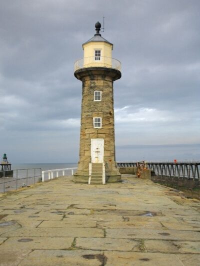 Whitby Lighthouses, Learn all about the Lighthouses in Whitby