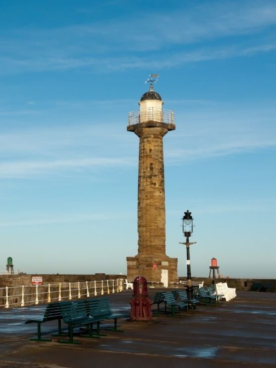 Whitby Lighthouses, Learn all about the Lighthouses in Whitby