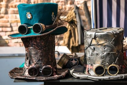 What's the difference between Goth and Steampunk?