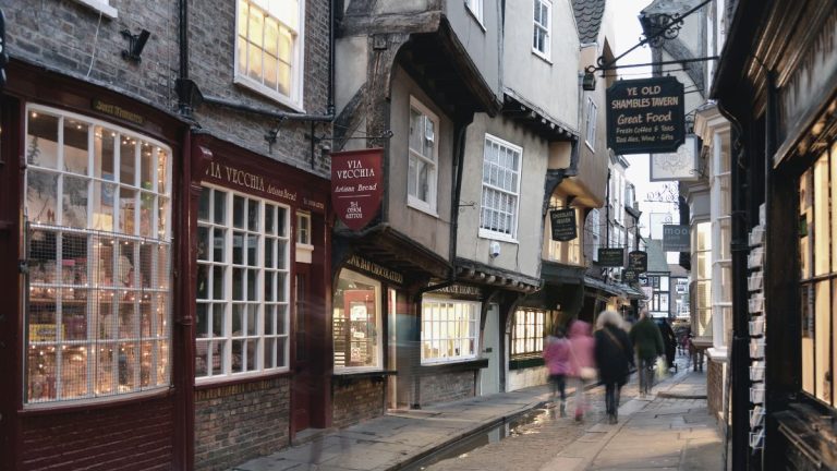 York Ghost Walks, Experience The Thrills Of A York Ghost Tour