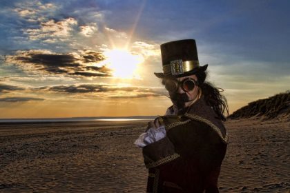What's the difference between Goth and Steampunk?